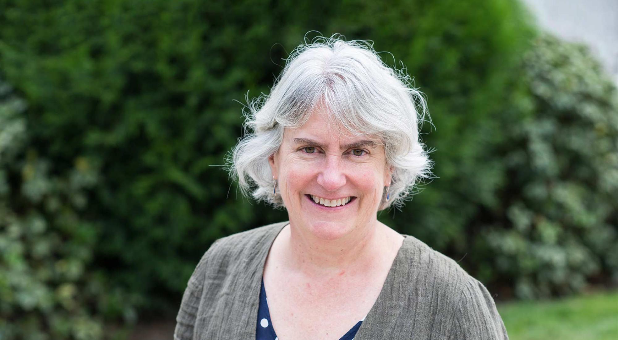 Coral cell biologist named 2019 Distinguished Professor | Department of ...